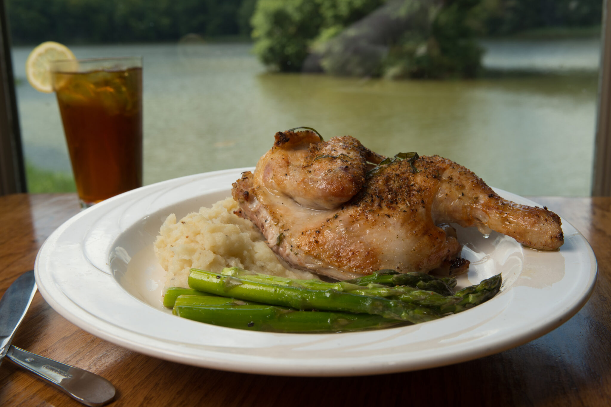 Dine - Peaks of Otter Lodge